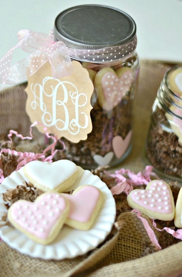 Easy Valentine's Day Sugar Cookie Jar